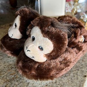 Build-A-Bear | Shoes | Build A Bear Slippers Smiley Monkey House Shoes ...